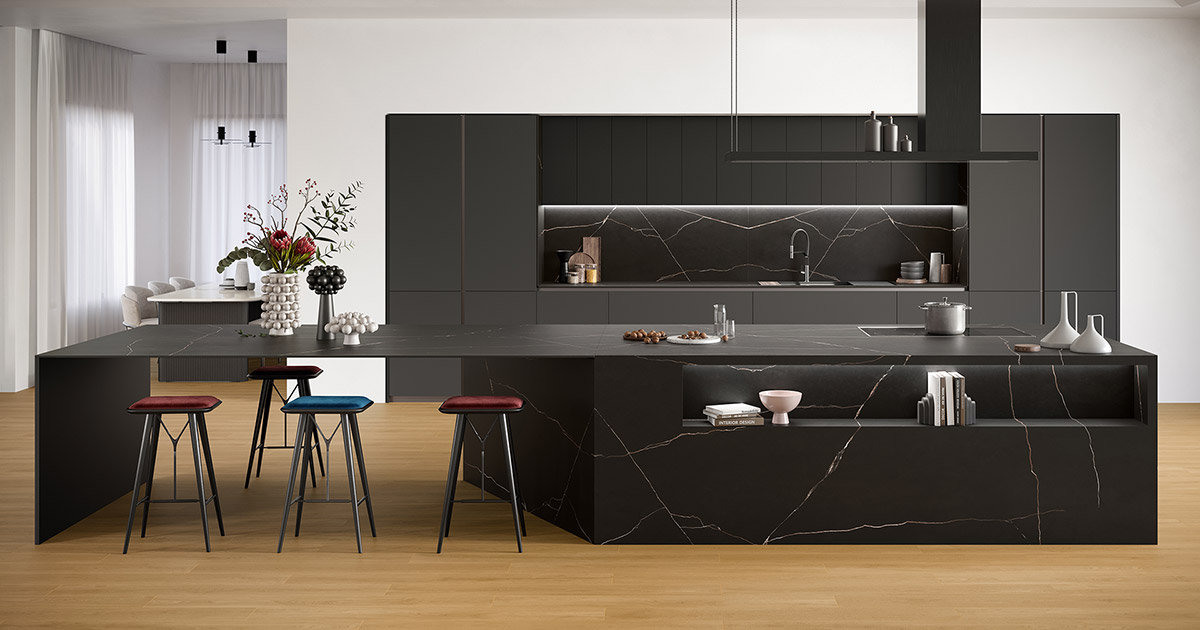 Black Atlantis: black marble-effect stoneware - Atlas Plan